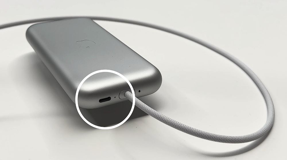 Apple's Vision Pro Battery Appears To Be Replaceable - Teknonel